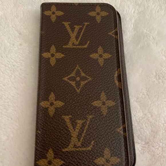 Louis Vuitton | Cell Phones & Accessories | Louis Vuitton Monogram ...